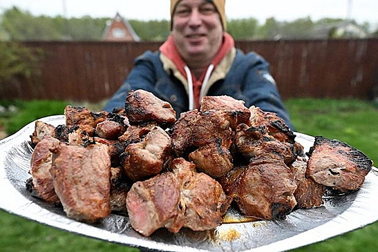 Перечислены симптомы заражения живущим в шашлыке паразитом - Рамблер ...