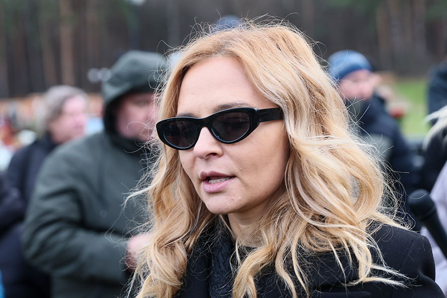 The 100 most recent LiveJournal Images: