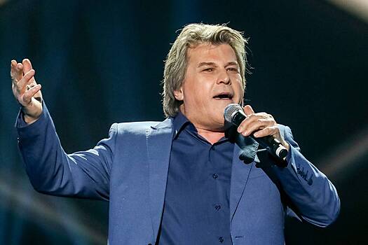 Раскрыты подробности нападения в самолете на российского певца Глызина ...